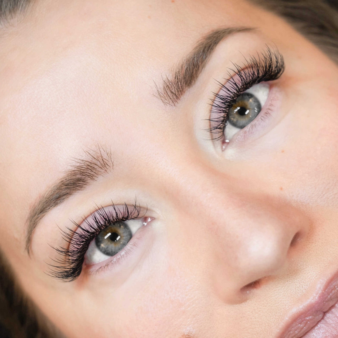 Flat Lash Pre-Made Eyelash Extensions